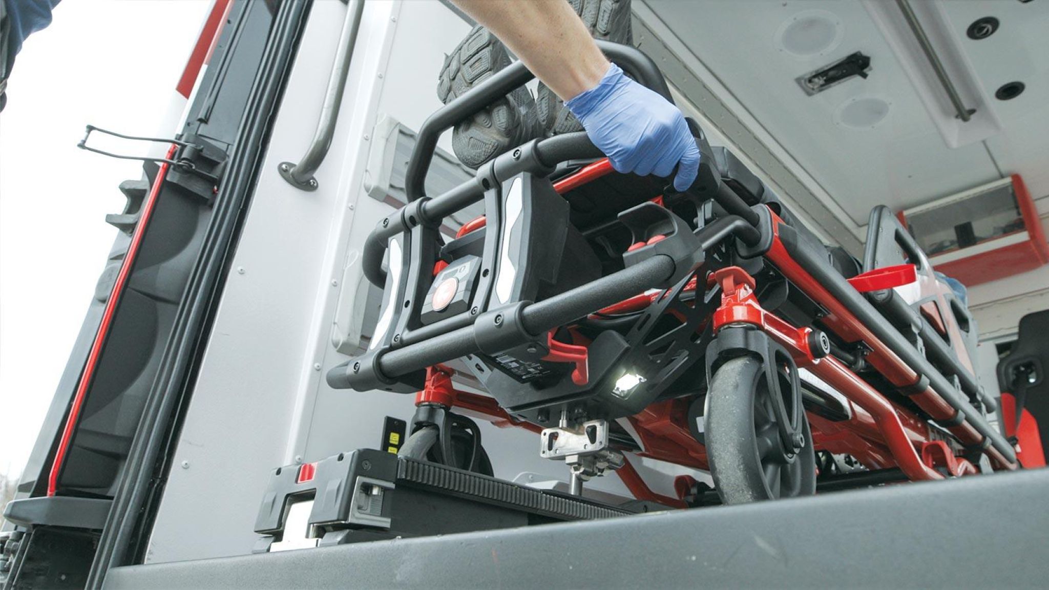 Ferno Power F2 Fastening System with PowerDrive | Ferno Norden
